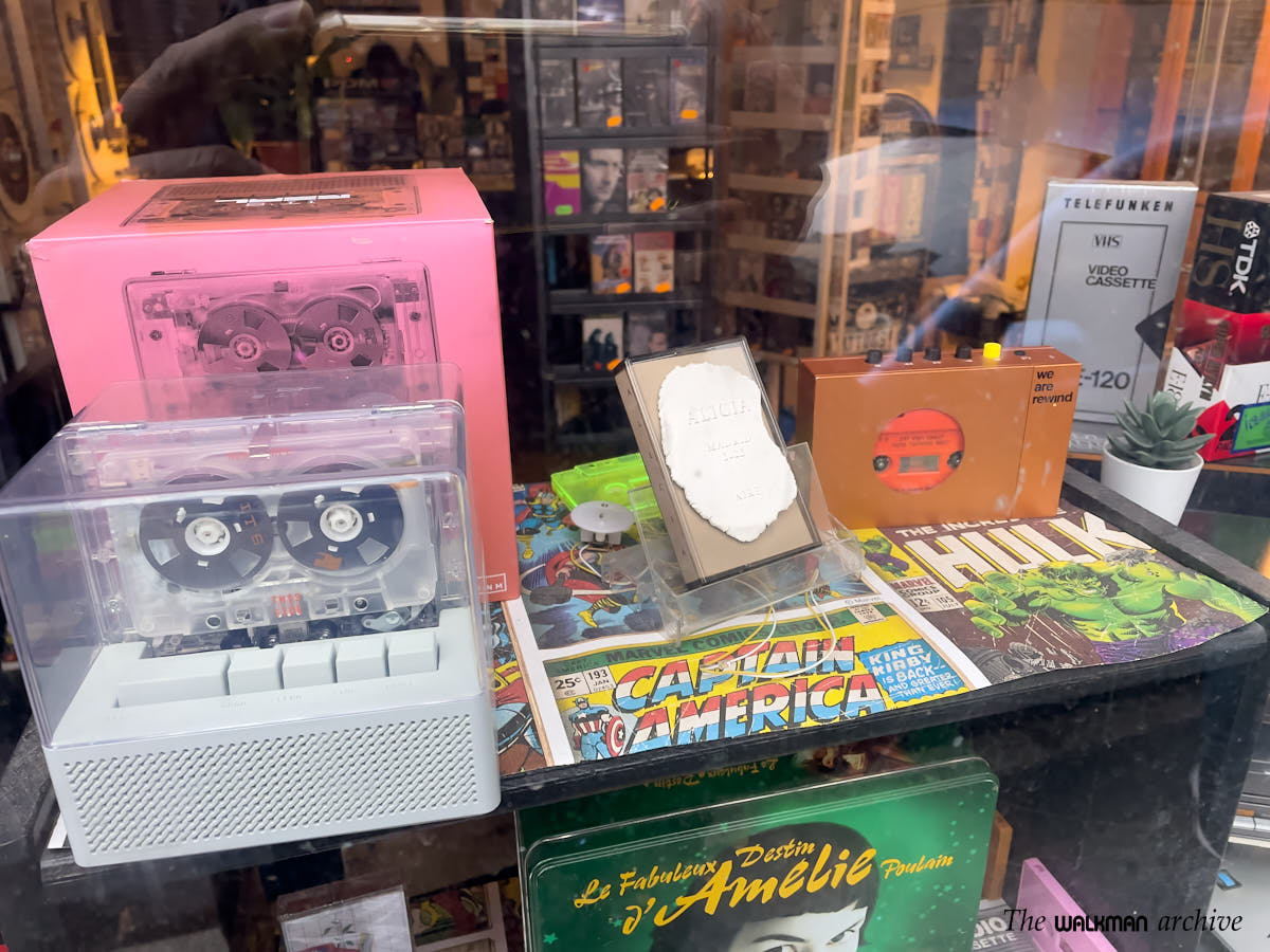 Visiting ‘La Cassetteria’ in Madrid | The Walkman Archive